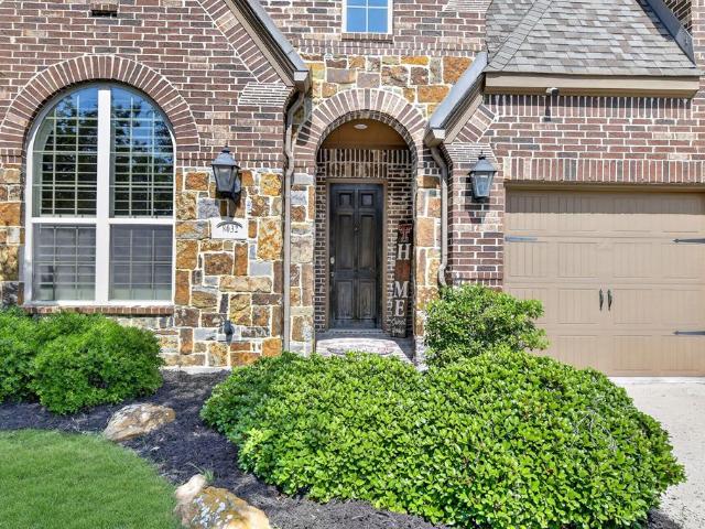 8032 Deep Water Cove
