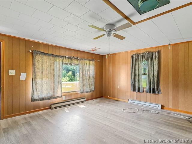 8033 N Oliver Lane