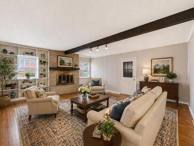 8033 Pinewood Dr, Benbrook, TX 76116 | MLS #21255