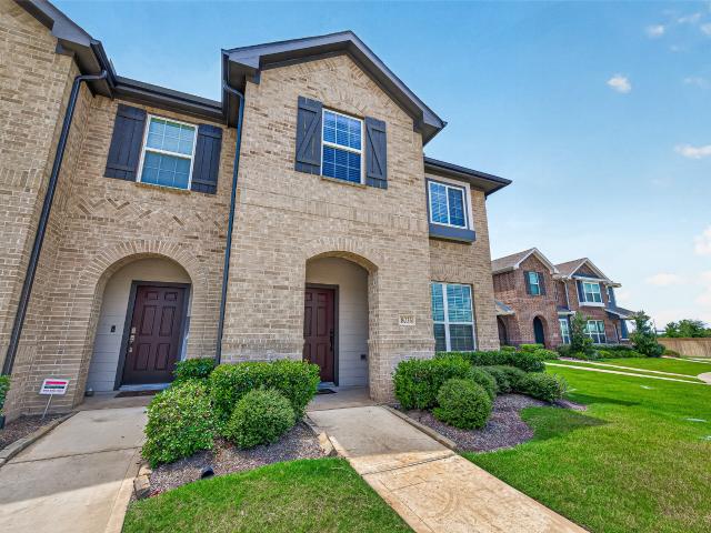 8033 Scanlan Trail