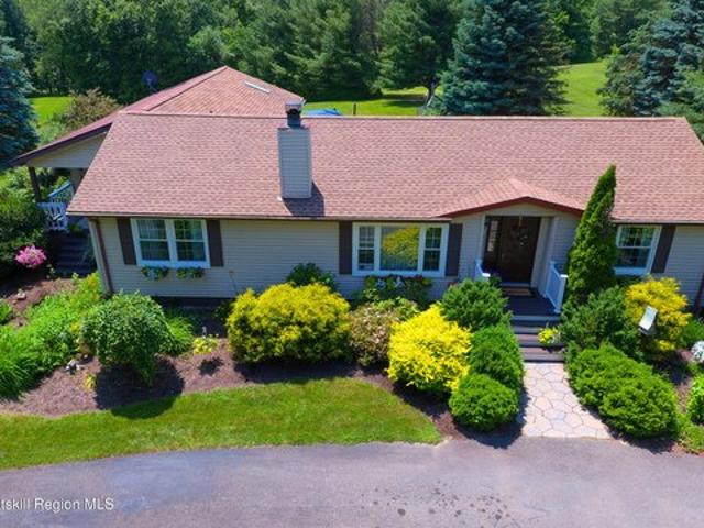 803 County Route 27, Ancram, NY 12502