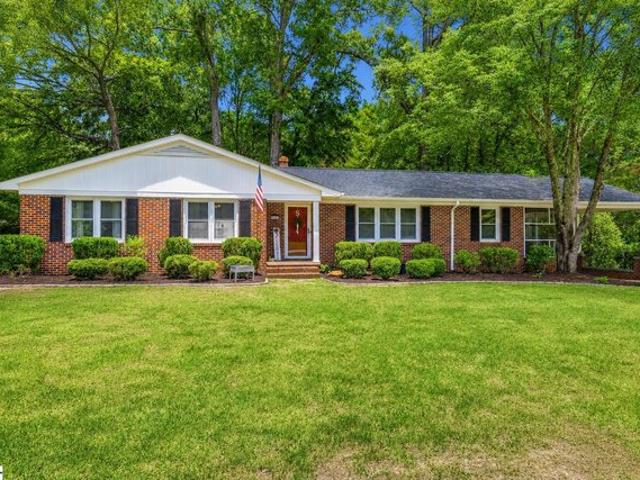 803 Calvert Ave, Clinton, SC 29325