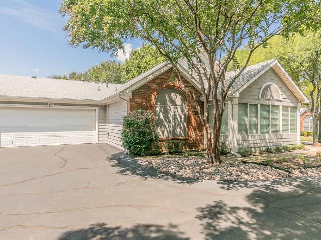 803 Cara Lane