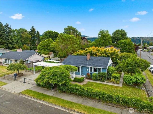 803 Bonney Ave, Sumner, WA 98390