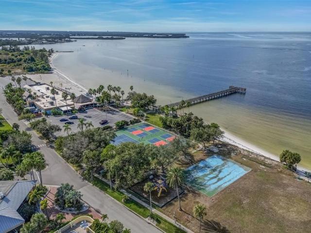 803 Bahia Del Sol Dr, Unit B, Ruskin, FL 33570 | MLS #TB8460