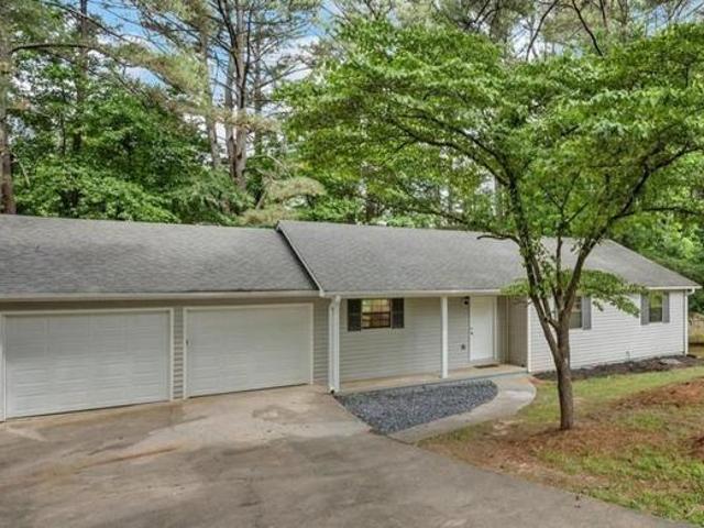 803 Bankshire Dr, Suwanee, GA 30024