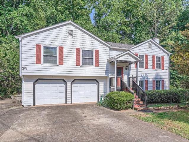 803 Braddock Pl, Woodstock, GA 30189