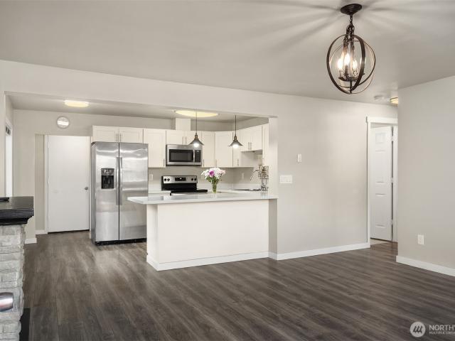 803 Dayton Ave NE, Renton, WA 98056 | Compass
