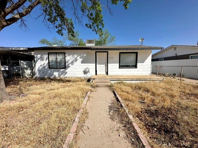 803 E 3rd St, Monahans, TX 79756