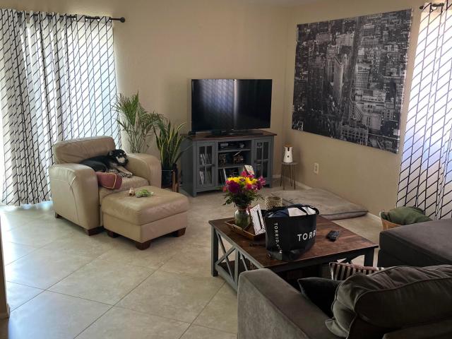 803 e cochise drive