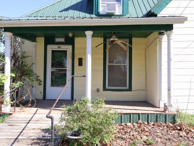 803 e jackson st