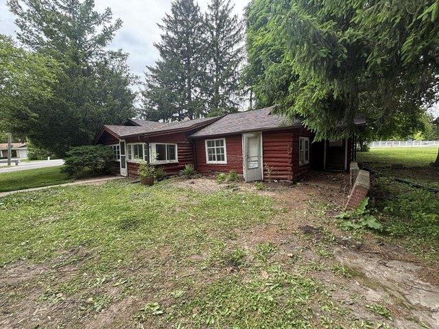 803 E Lisbon Rd, Oconomowoc, WI 53066