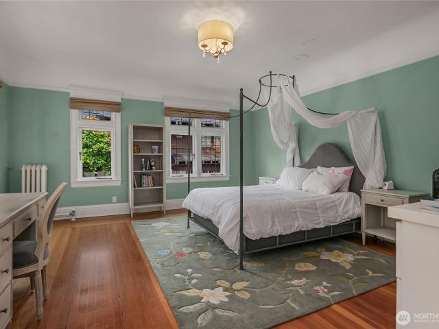 803 E Prospect St, Seattle, WA 98102 | MLS #2491