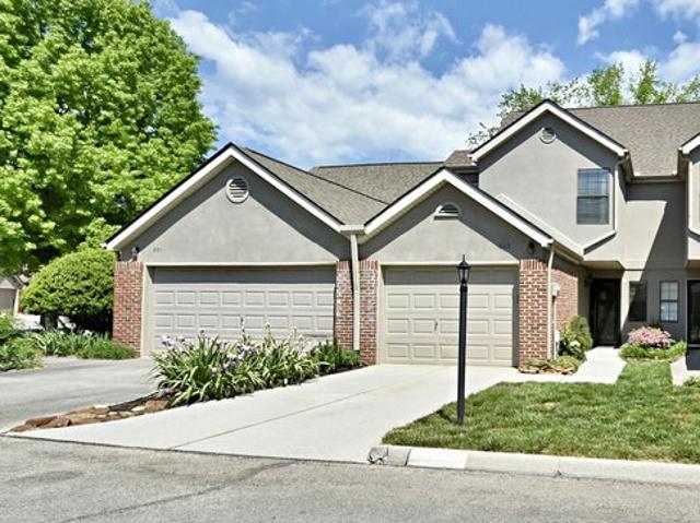 803 Farragut Commons Dr, Knoxville, TN 37934