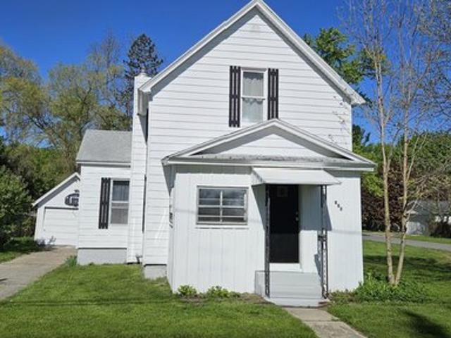 803 James St, Belding, MI 48809