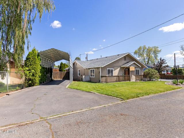803 Lynn Pl, Yakima, WA 98901 | MLS #26 1239