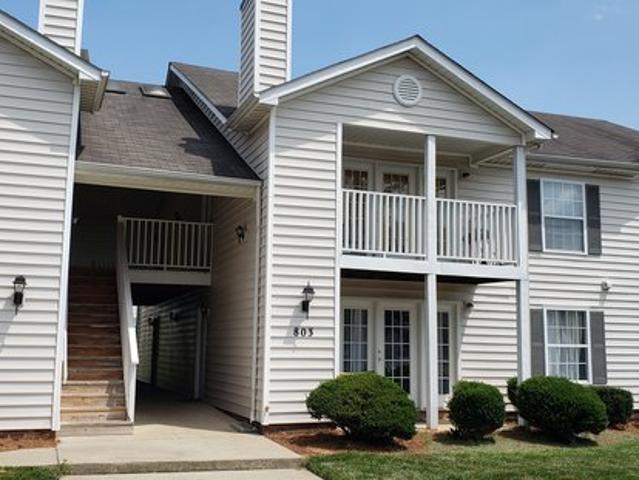 803 Moultrie Ct Unit E, Greensboro, NC 27409