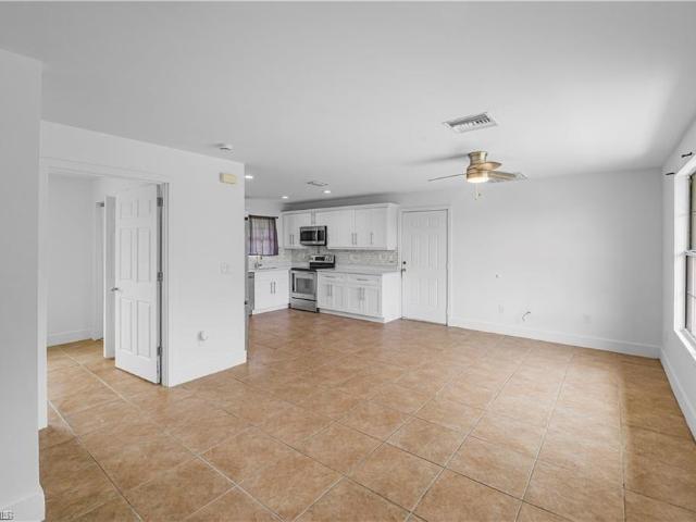 803 Monroe Dr, Lehigh Acres, FL 33936 | MLS #226008