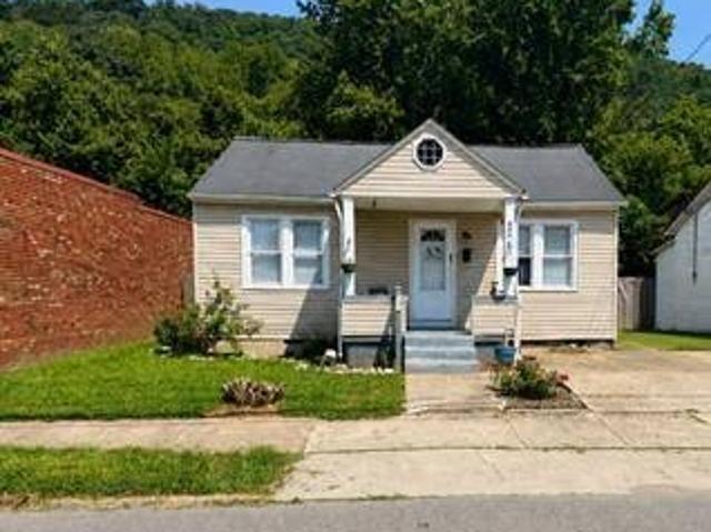 803 Main Ave, Nitro, WV 25143