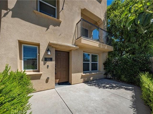 803 N Dalton Ave Unit 101, Azusa, CA 91702
