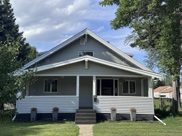 803 NE 3rd Ave, Aberdeen, SD 57401