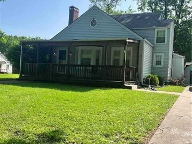 803 S Mulberry St, Ottawa, KS 66067