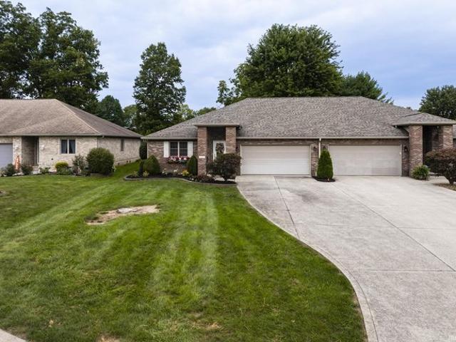 803 S Silverwood Rd, Muncie, IN 47304