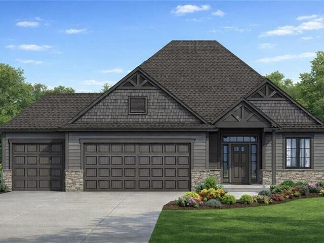 803 Savannah Ct, Greenwood, MO 64034