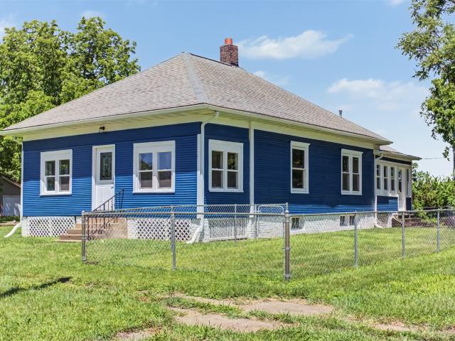 803 W 9th Street