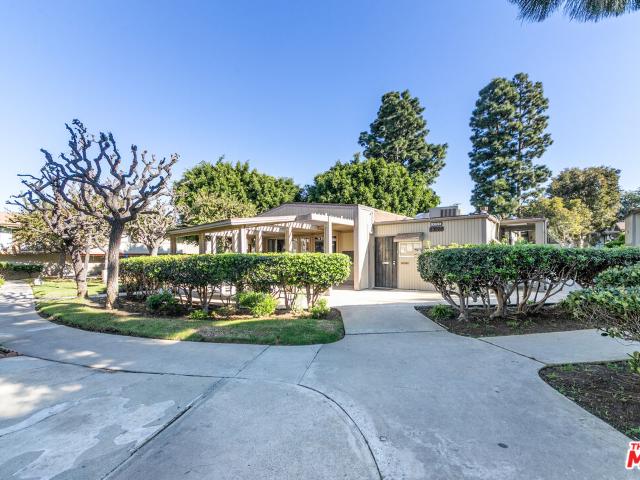 803 W 232nd St, Unit C, Torrance, CA 90502 | MLS #25631 | Compass