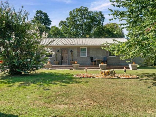 803 W Fisher St, Beebe, AR 72012
