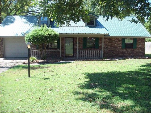 803 W McIlroy St, Ozark, AR 72949