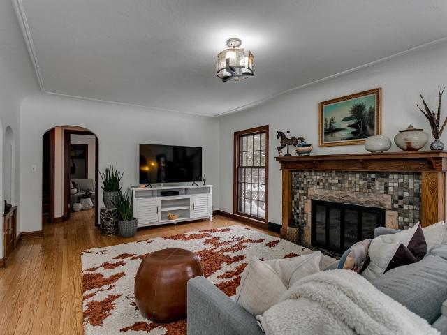 803 w prospect avenue