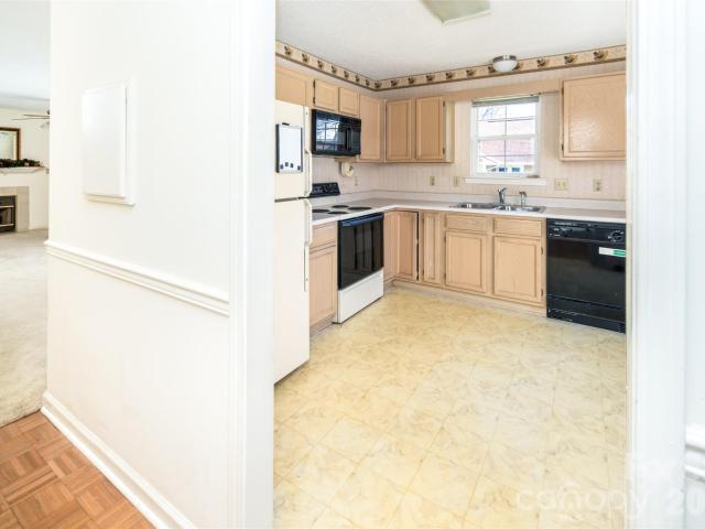 803 Woodlea Ct, Asheville, NC 28806 | MLS #4403