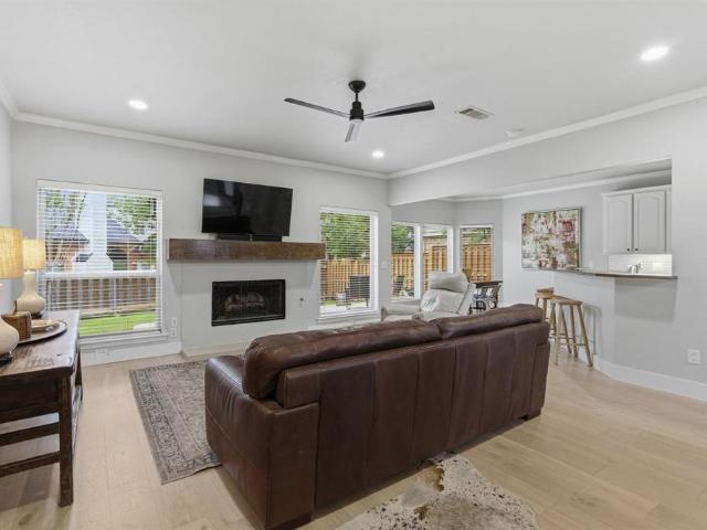 803 Woodside Court