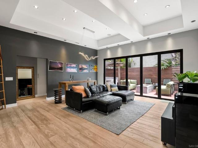 803 Wilbur Ave