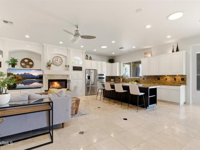 8044 E Tether Trail