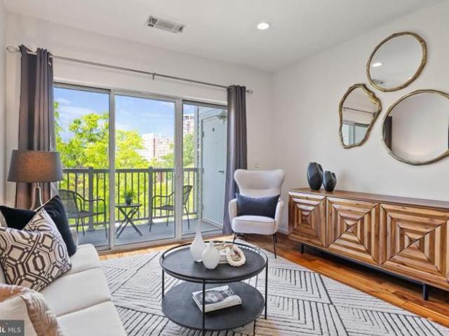 8045 Newell St #316, Silver Spring, MD 20910