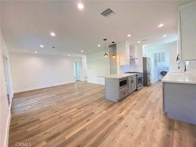 8045 Darby, Reseda, CA 91335