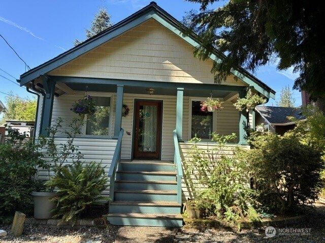 8045 26th Ave NW, Seattle, WA 98117