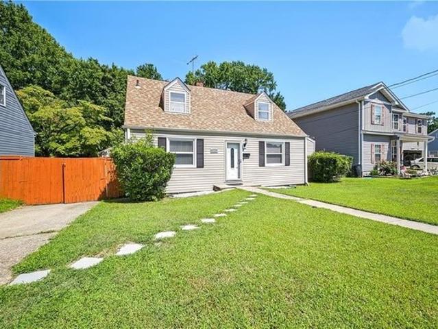 8046 E Glen Rd, Norfolk, VA 23505