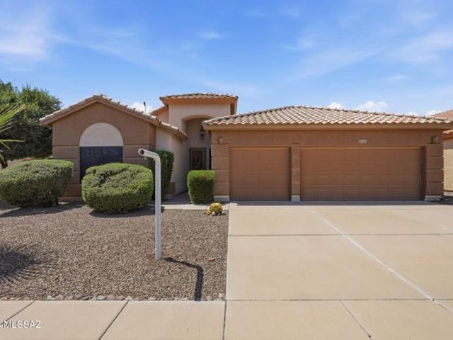 8047 N Arcata Dr, Tucson, AZ 85743