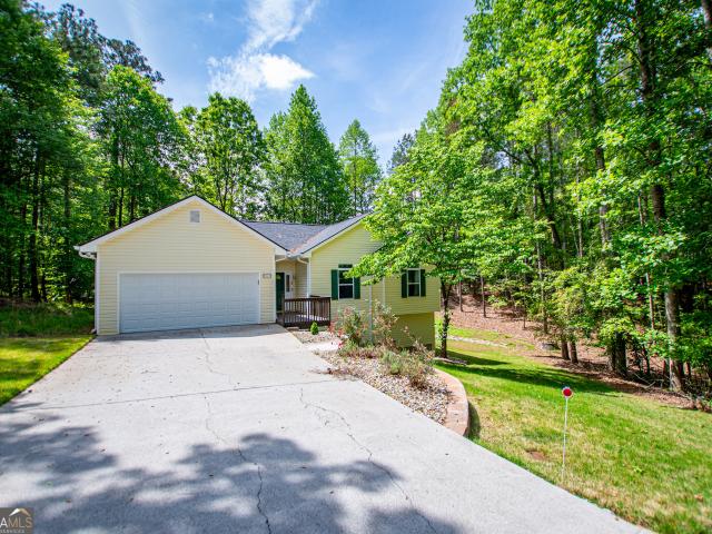 8047 Longleaf Court