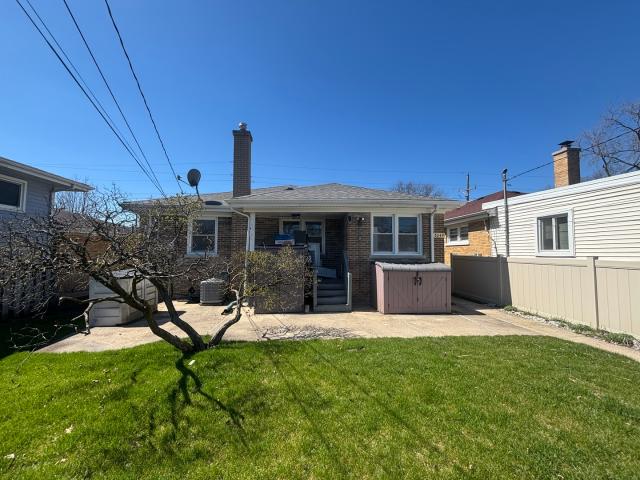 8049 E Prairie Rd, Skokie, IL 60076 | Compass