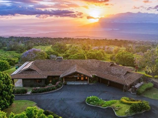 8040 Kula Hwy, Kula, HI 96790