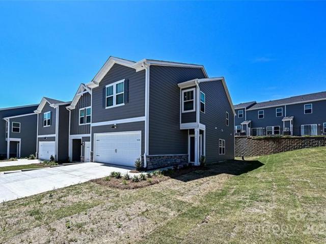 8041 Hidden Springs Trl, Charlotte, NC 28216