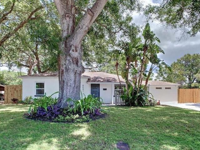 8041 36th Ave N, Saint Petersburg, FL 33710