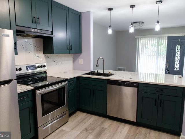8042 Pantano Place