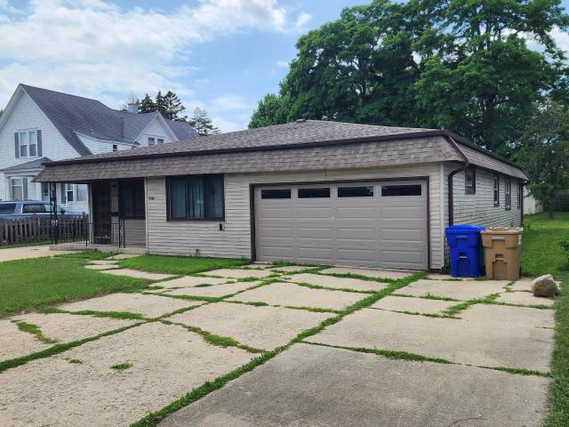 8042 14th Ave