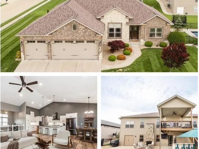 8043 Charleston, Troy, IL 62294